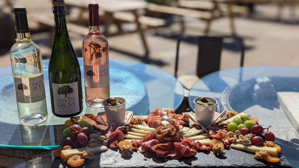 Tours & Tastings - Oaken Grove Vineyard